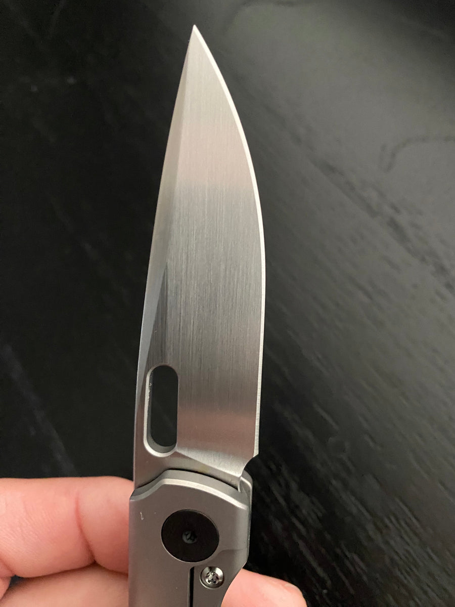 Hand Satin/Black Dune Mini Sweeney – BergBlades