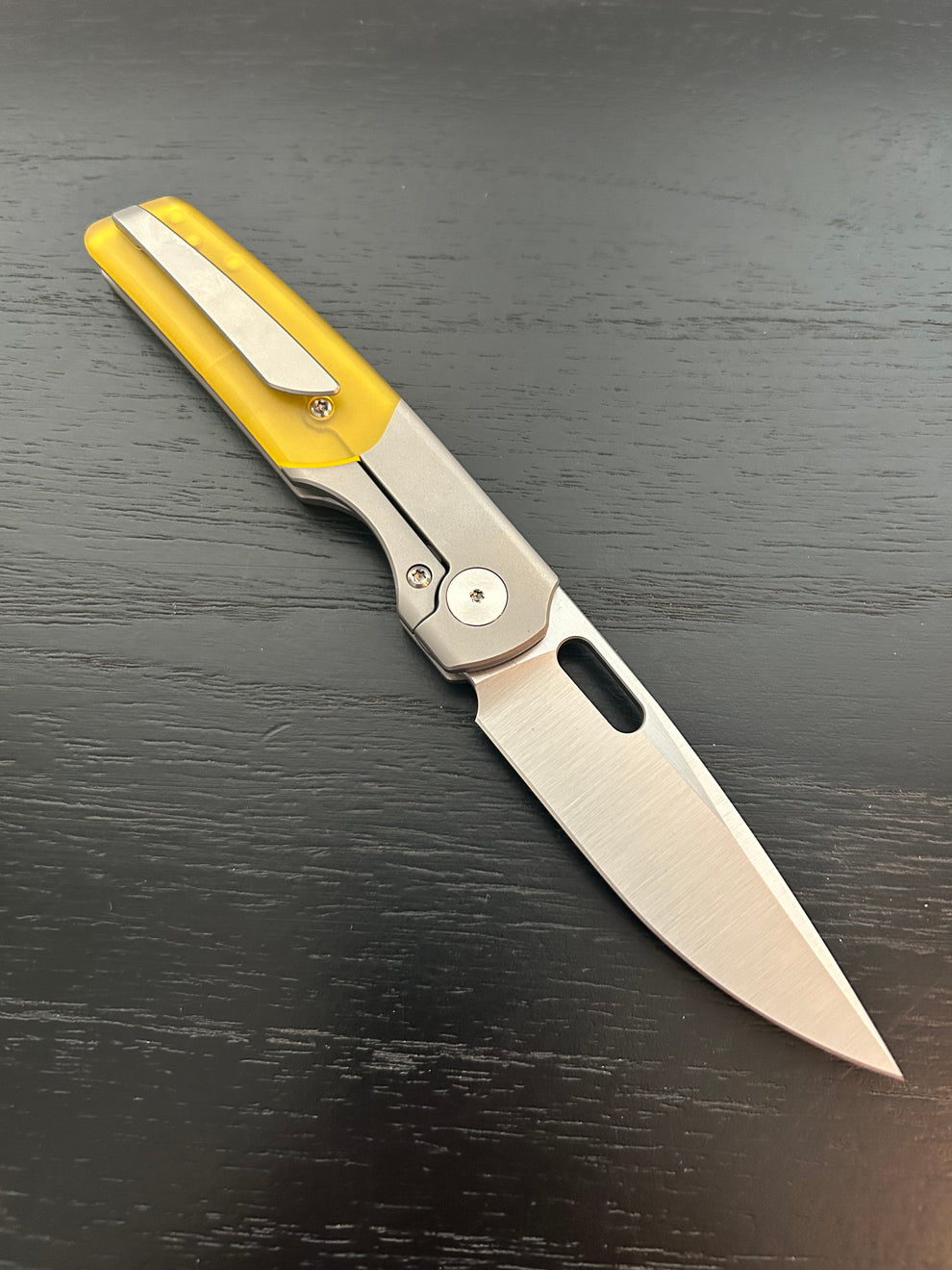 Sweeney - Ultem/Satin – BergBlades